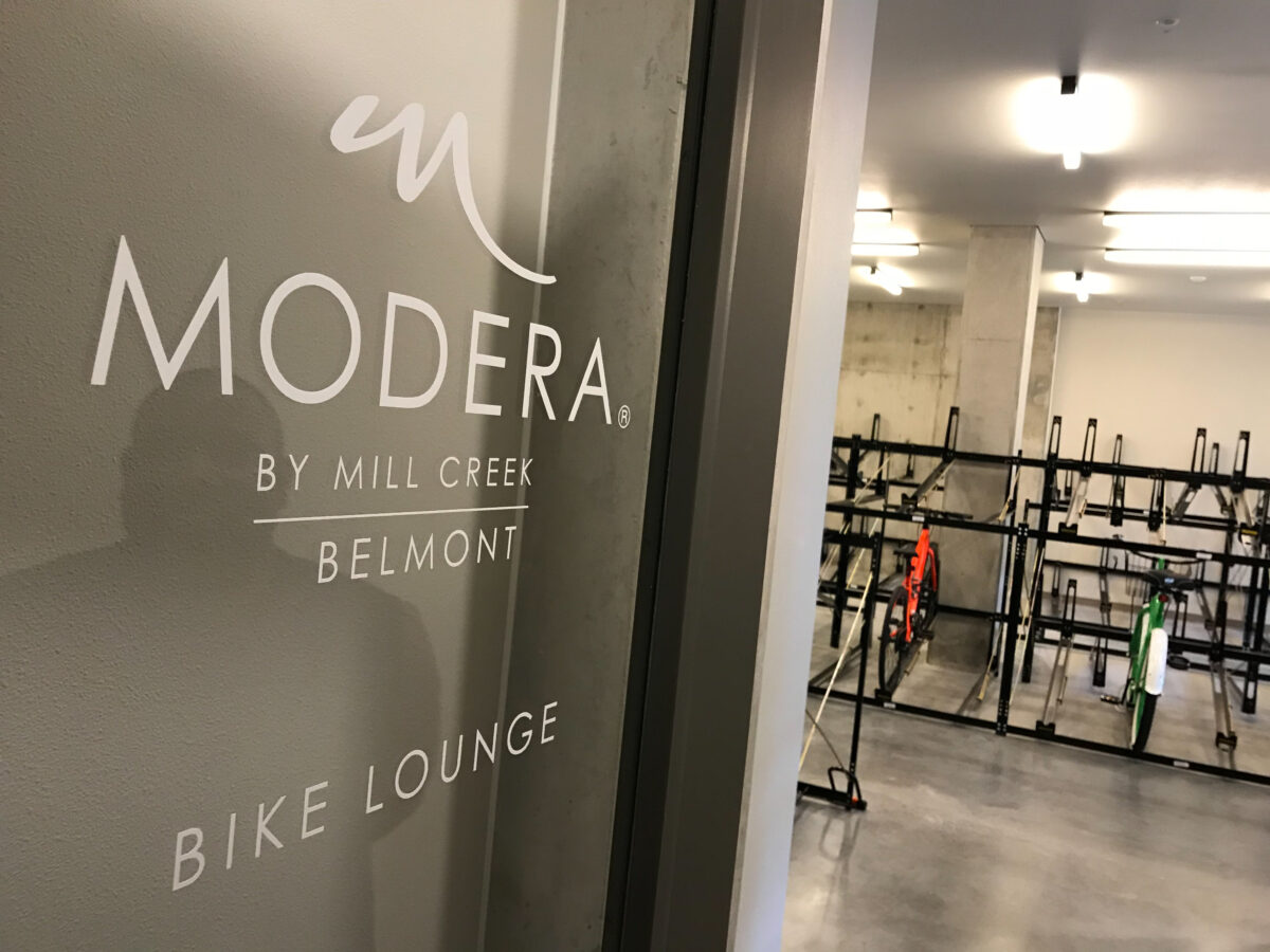 Inside the “Bike Lounge” at new Modera Belmont apartments – BikePortland