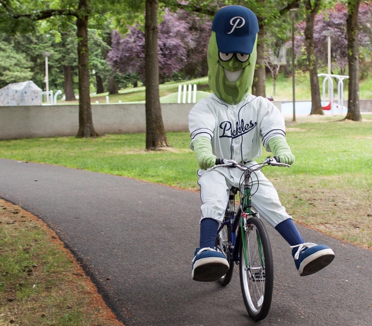 Portland Pickles want you to bike to their game next Tuesday – BikePortland