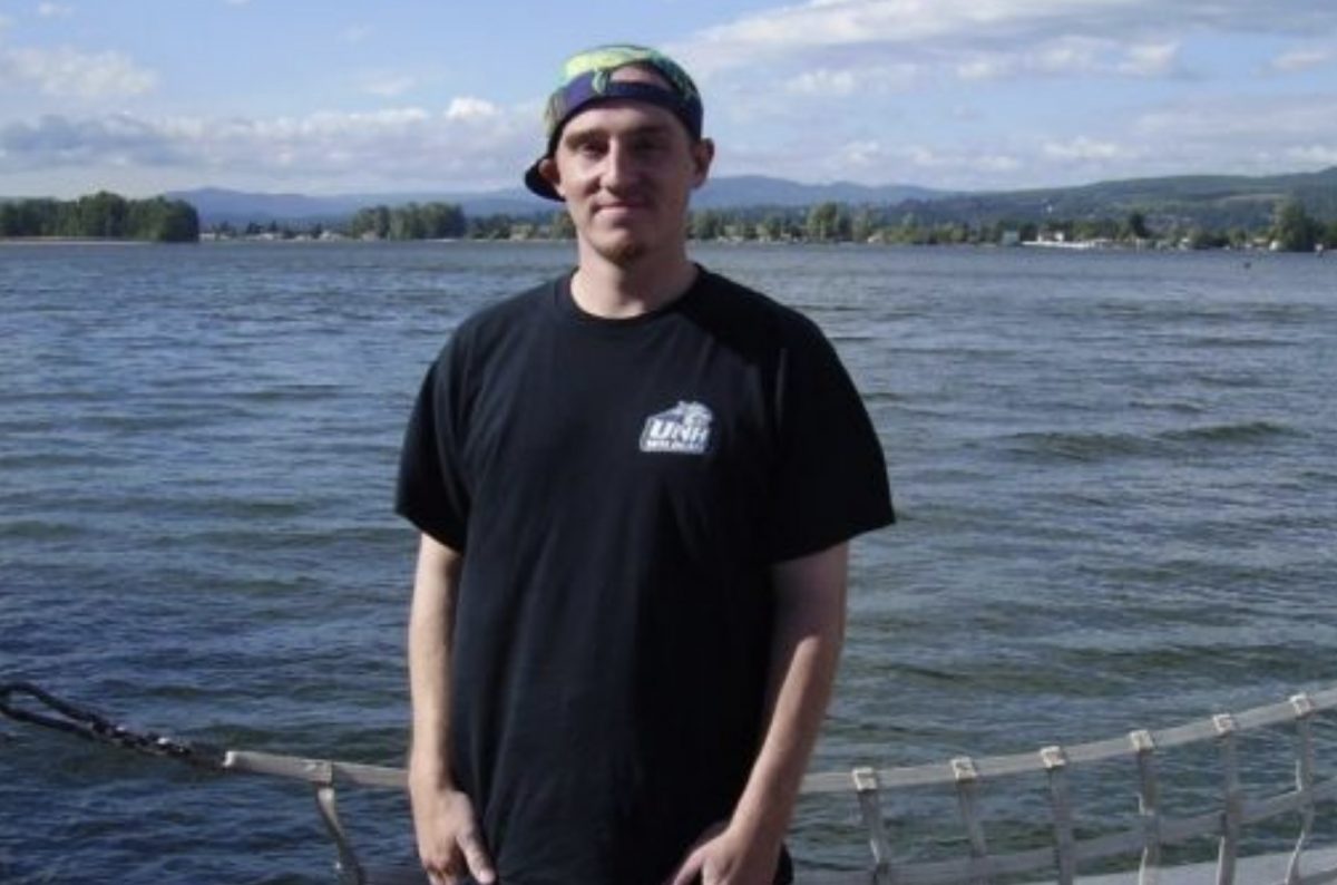 Lance Hart remembered as artist and friend at memorial event – BikePortland