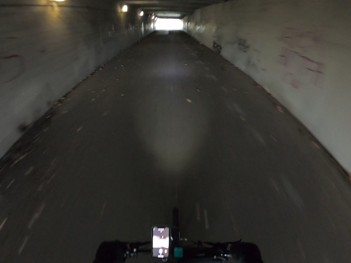 ODOT structure blocks over half of I-5 bridge tunnel path – BikePortland