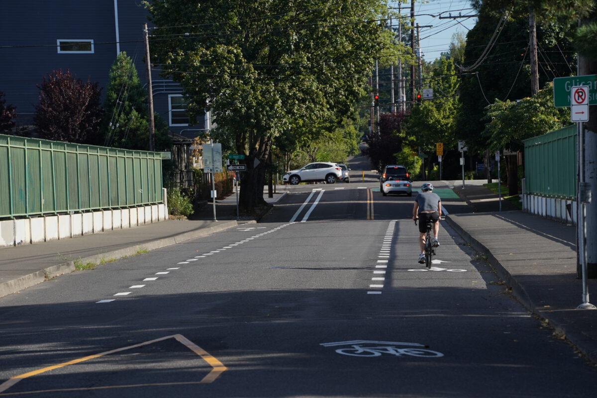 Drivers are figuring out Portland’s new advisory bike lanes (video ...