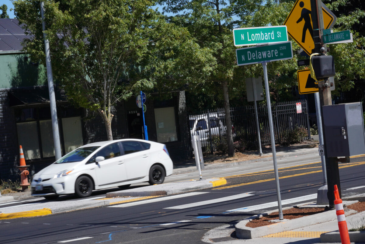ODOT adds bike lanes to key section of N Lombard – BikePortland