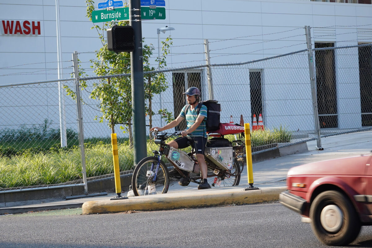 Closer Look: Protected intersection and bike lane on W 19th at Burnside ...