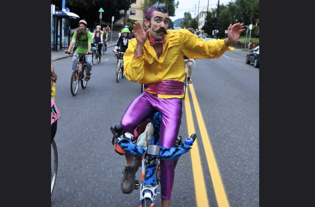 A photo gallery of cycling Halloween costumes – BikePortland