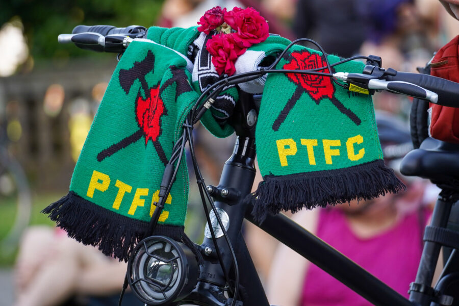 Pedalpalooza Photo Gallery: The Rose Ride – BikePortland