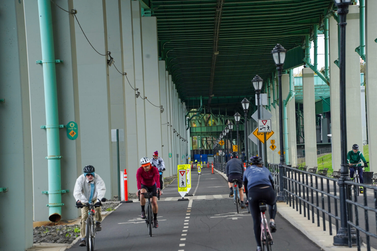 The bike infrastructure of NYC (Photo Gallery) – BikePortland
