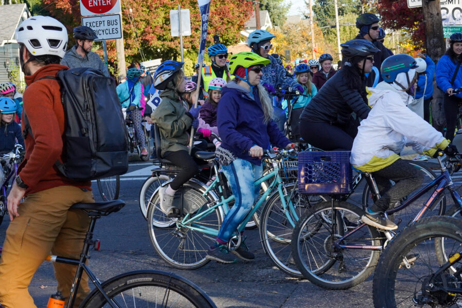 Hundreds roll on ‘strike bus’ to get kids outside and support teachers ...
