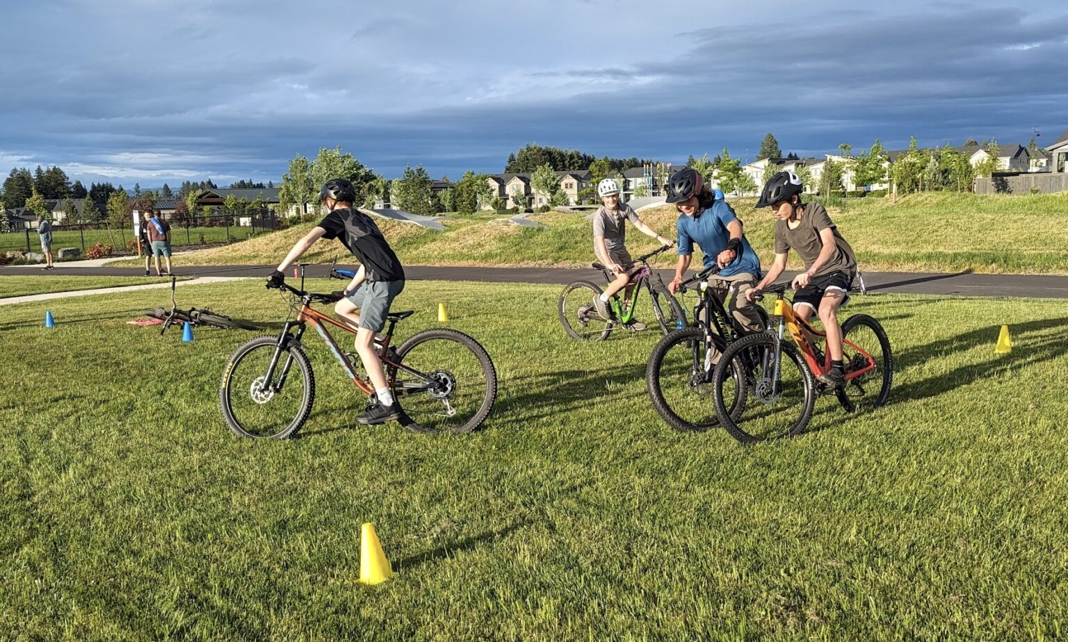 Riding off-road with a youth mountain biking team – BikePortland
