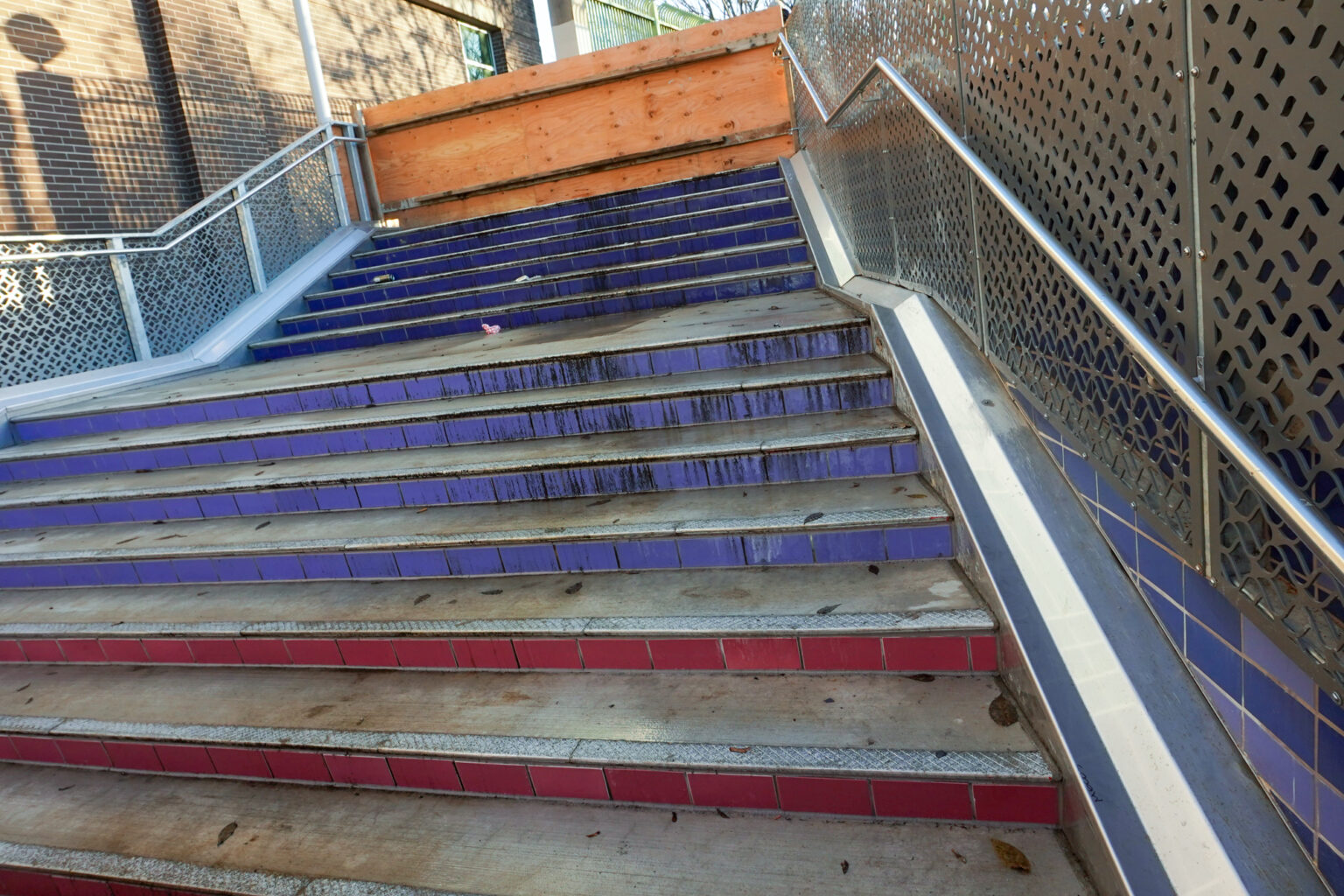 TriMet’s new bike ramp at Hollywood Transit Center is a huge upgrade ...