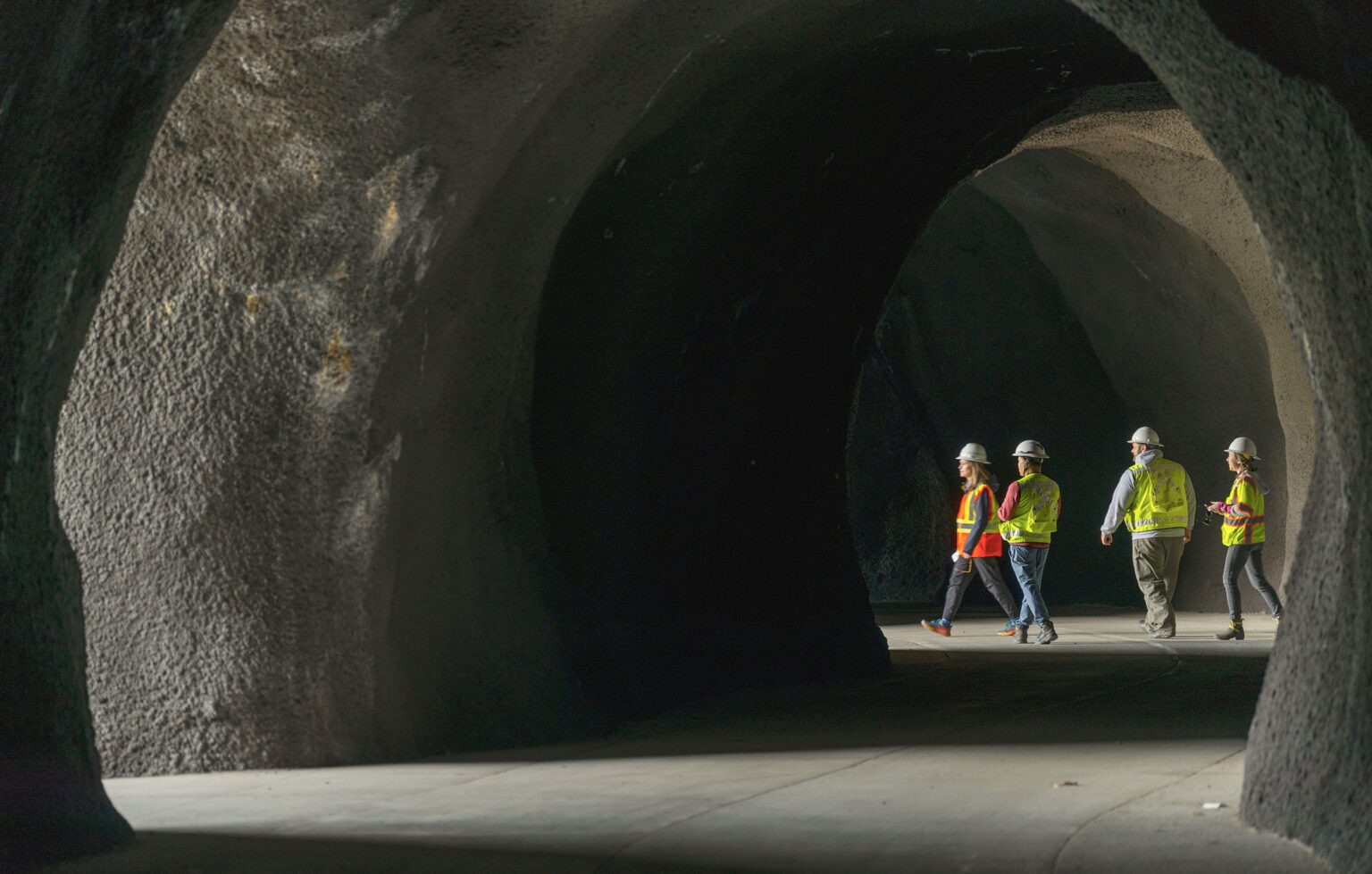Mitchell Point Tunnel in the Gorge open to the public for first time in ...